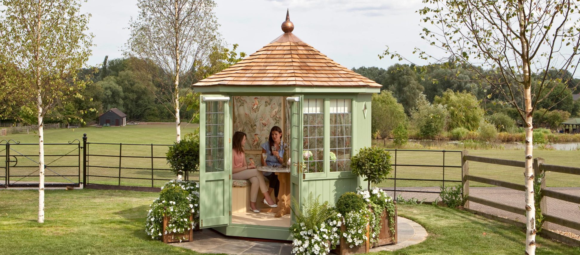 Summerhouses: The Perfect Garden Retreat - Scotts of Thrapston